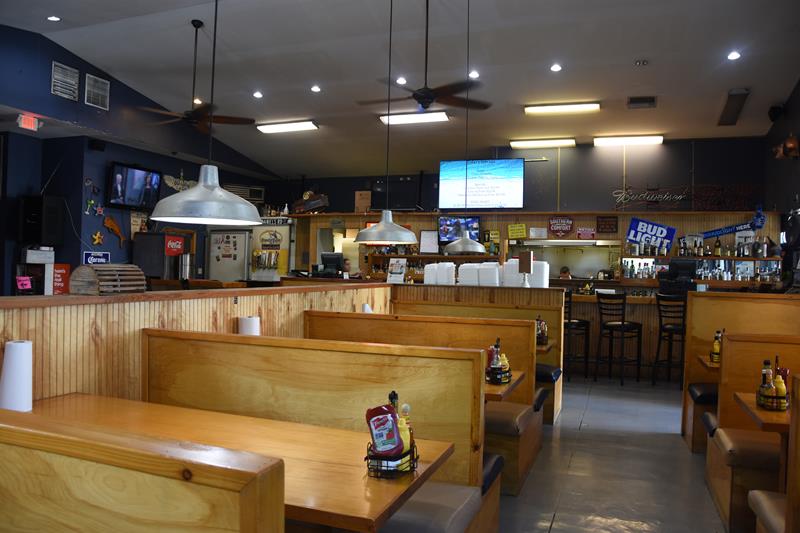 Ryan's Subs And Sports Grill