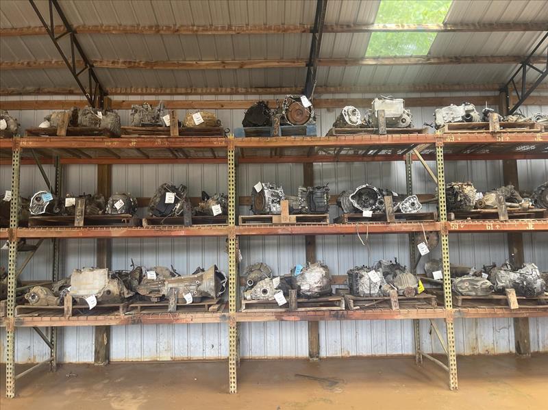 W & W Auto Parts and Motors